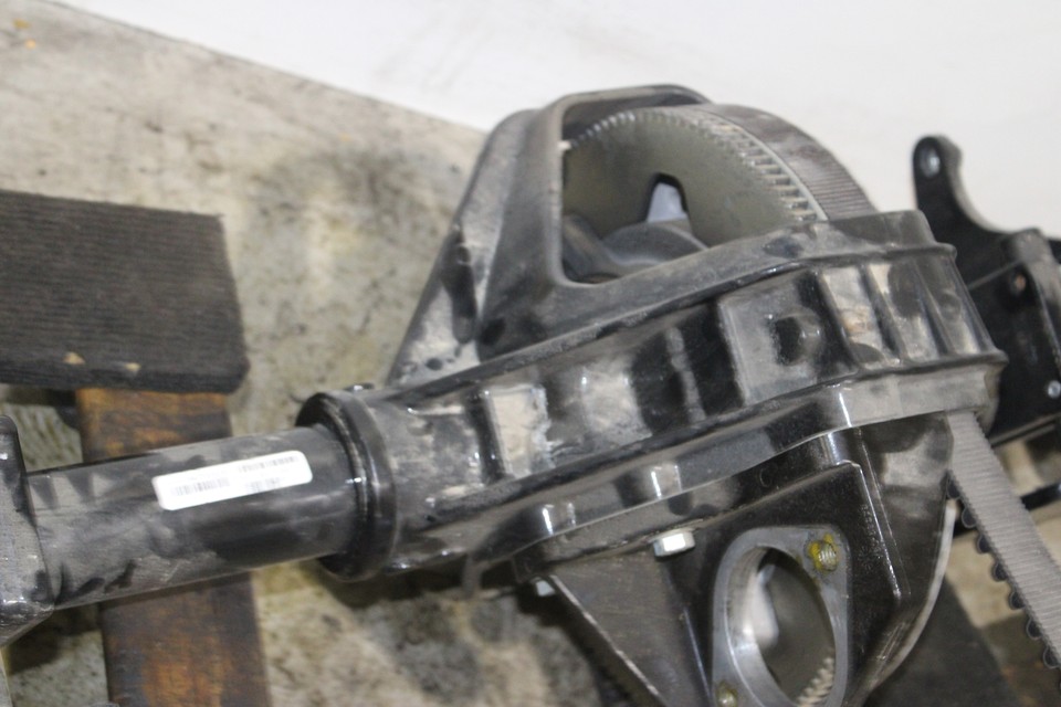 2009-2023 Harley Davidson Freewheeler Tri Glide Rear Axle End Assembly ...