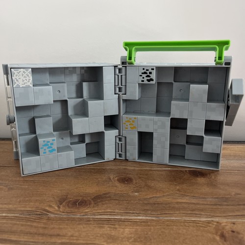 Minecraft Mini Figure Collector Case Storage Cube Playset 2014 MATTEL ...