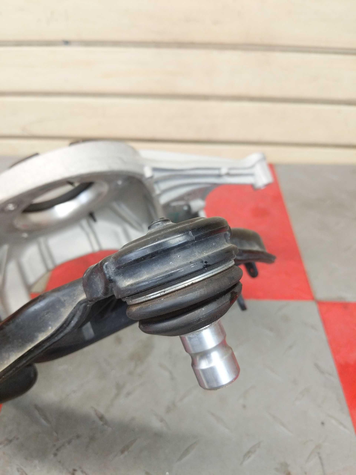 20-22 Tesla Model Y OEM RH Front Upper Control Arm & Upper Strut Mount ...
