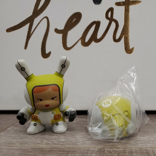 KIDROBOT X HUCK GEE Heavy Trooper 1/16 Green Mecha "Penny" Post ...