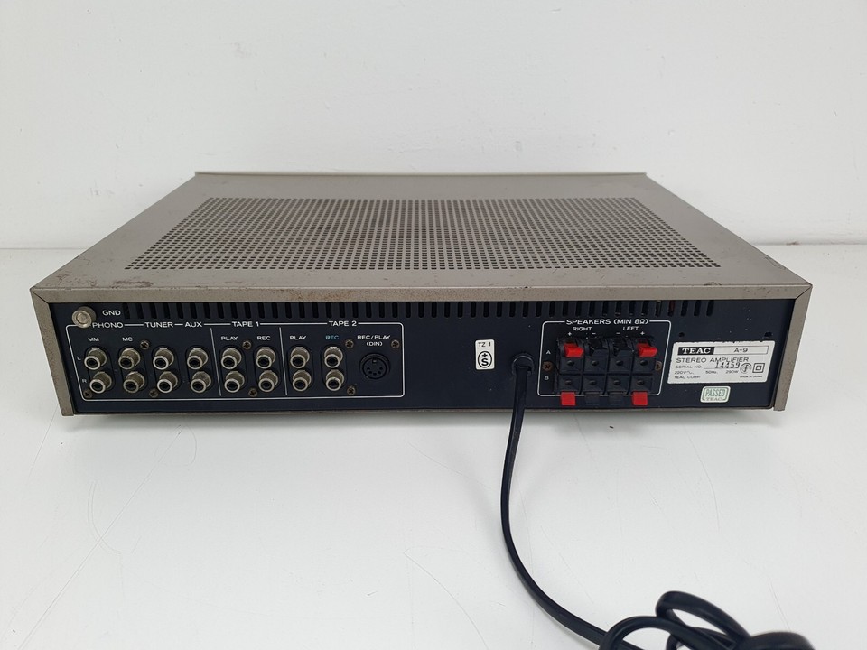 TEAC A-9 Stereo integrated amplifier - Retro look - Rare - Serviced ...