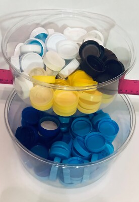 Lot of 135 Multicolor Plastic Bottle Caps Lids Screw Great for DIY Arts ...