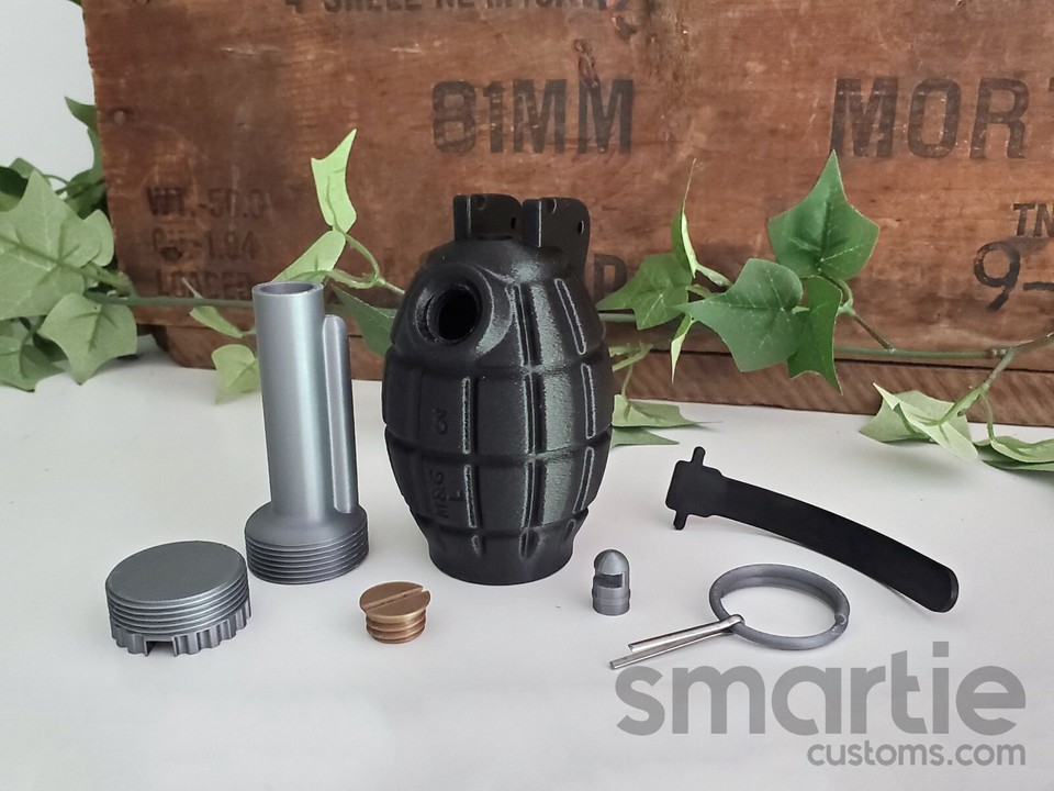 FAKE No 36 Mk II "Mills Bomb" WW2 Frag Grenade - Accurate Size Plastic ...