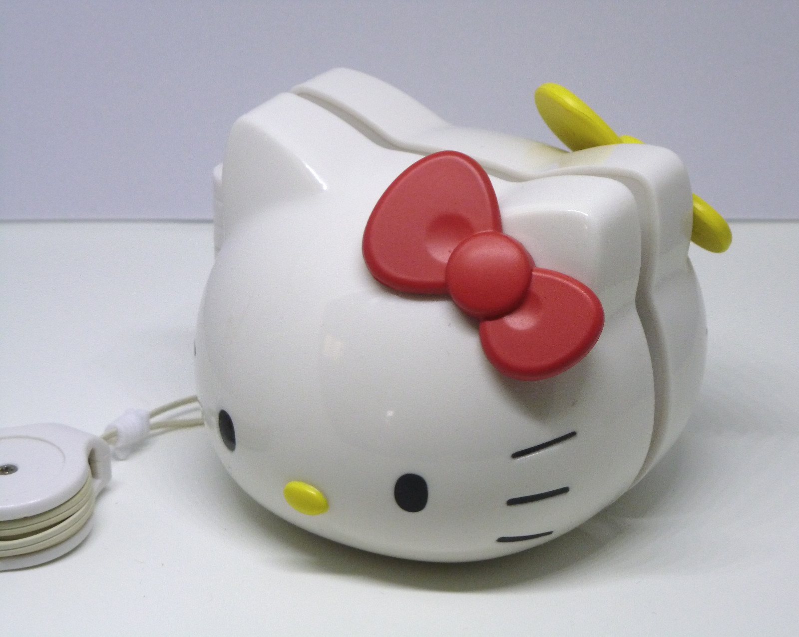 Hello Kitty Speaker 3.5mm Cable (2008) Brand New Factory Boxed Japan ...