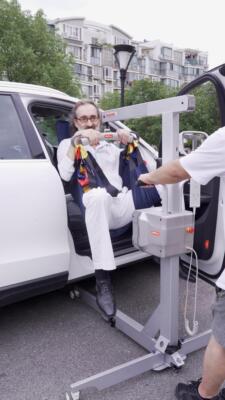 Portable Vehicle Hoist with lifter and sling Person Transport for car ...