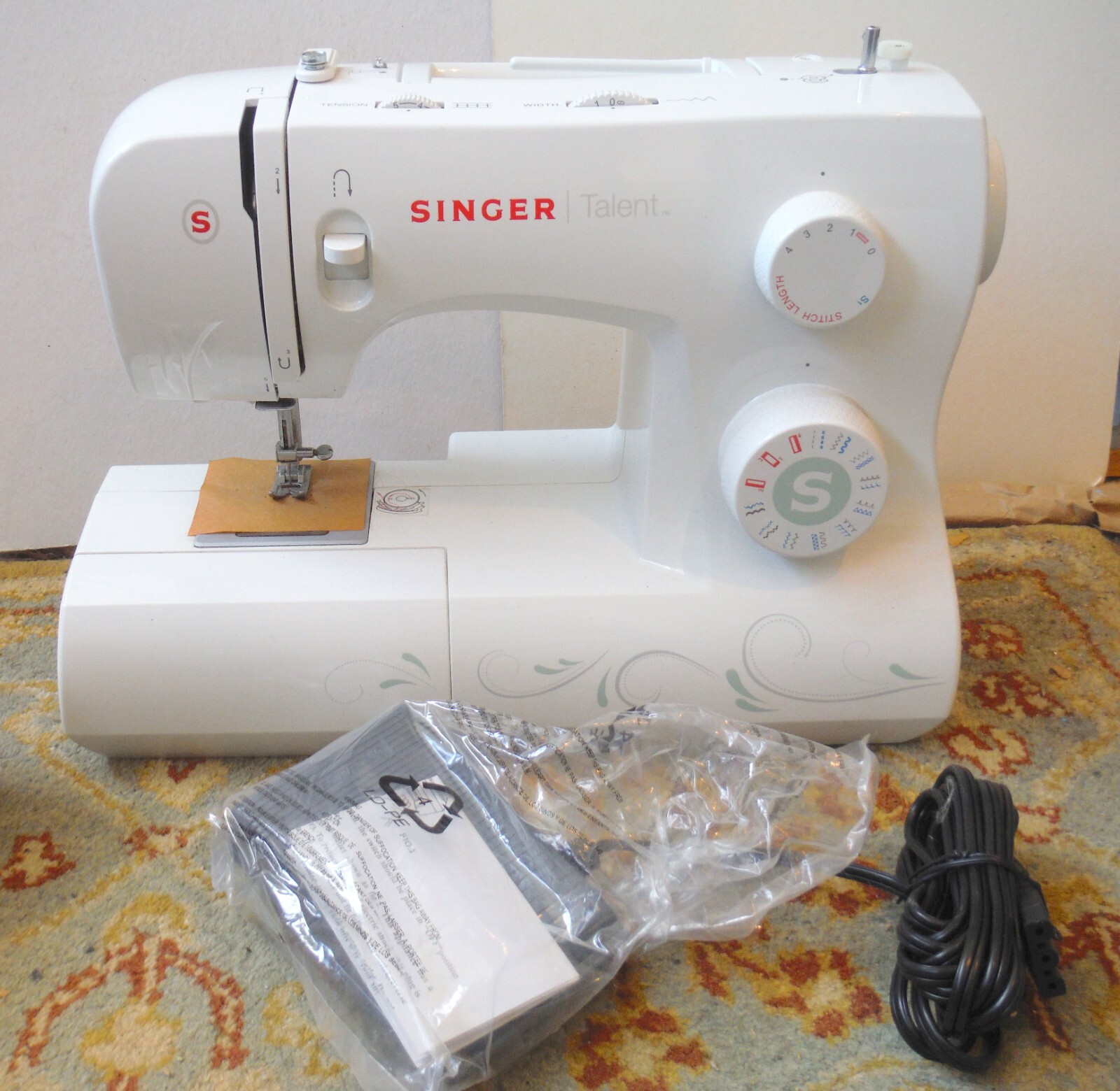SINGER 3321 Sewing Machine with Automatic Needle Threader for sale ...