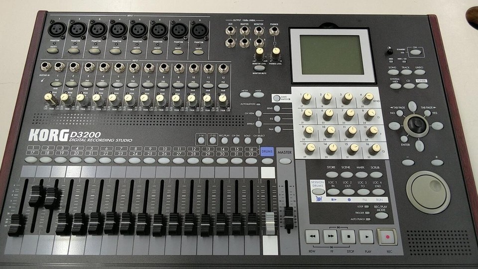 Korg D3200 32-Track Digital Studio Desktop Recorder w/cable Only Power ...