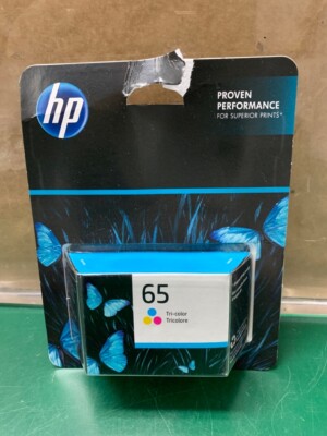 Hewlett Packard - 1 Original HP 65 Tri-Color Ink Cartridge EXP: 8/24 ...