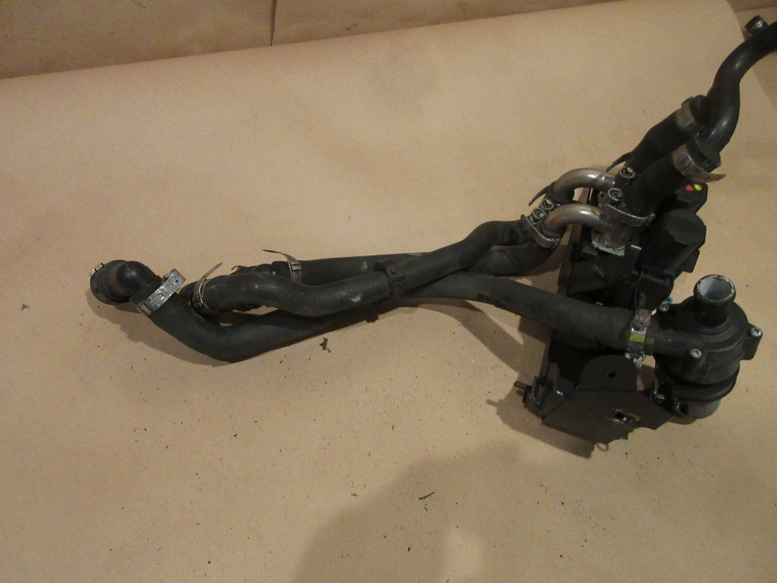 Maserati GranTurismo LH & RH TGK Valves-Water Pump, Hoses And Brackets ...