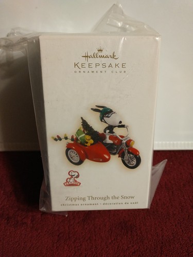 2009 Hallmark Keepsake Ornament Zipping Through The Snow With Snoopy ...