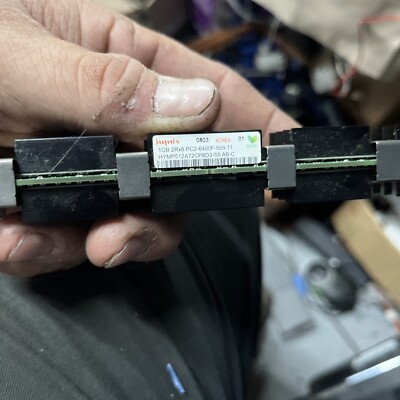 Apple Mac Pro 2, 1GB 2Rx8 PC2-6400F-555-11 RAM Hynix HYMP512A72CP8D3 ...
