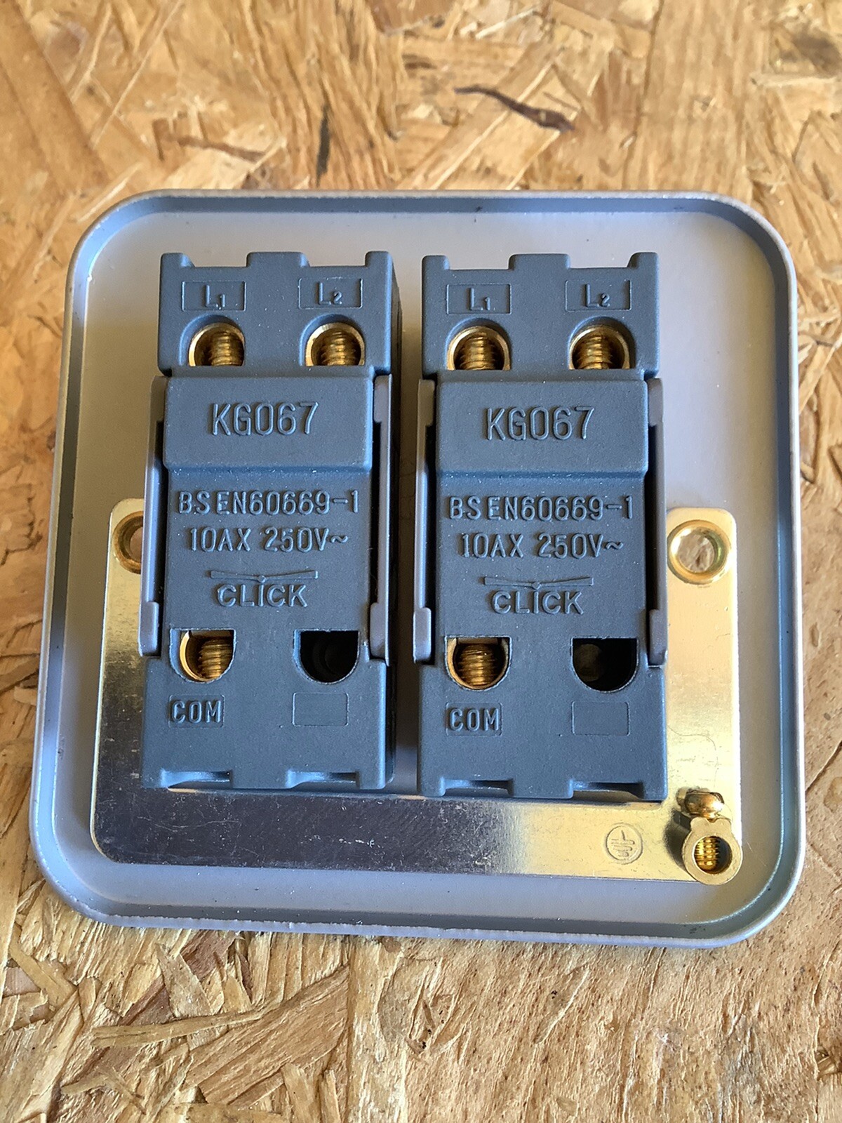 Vintage / Industrial Style 2 Gang Toggle Surface Mount Light Switch ...