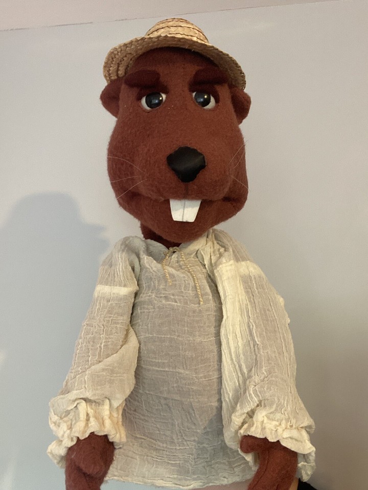 Beaver Professional Puppet - Very Nice | eBay