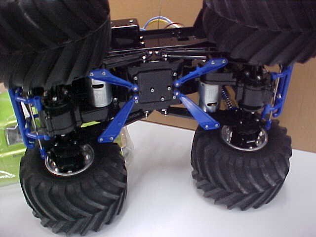 TAMIYA SUPER CLOD BUSTER CHASSIS NEW & CUSTON 70 CHEVY BODY CUSTOM PRO ...