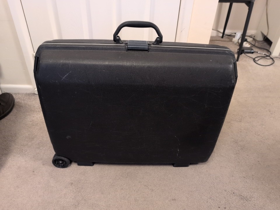 samsonite Oyster Medium Size Approx 69x52x22 Cm hard shell suitcase ...