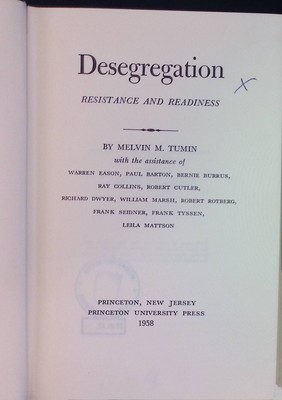Desegregation: Resistance and Readiness Tumin, Melvin M.: | eBay.de