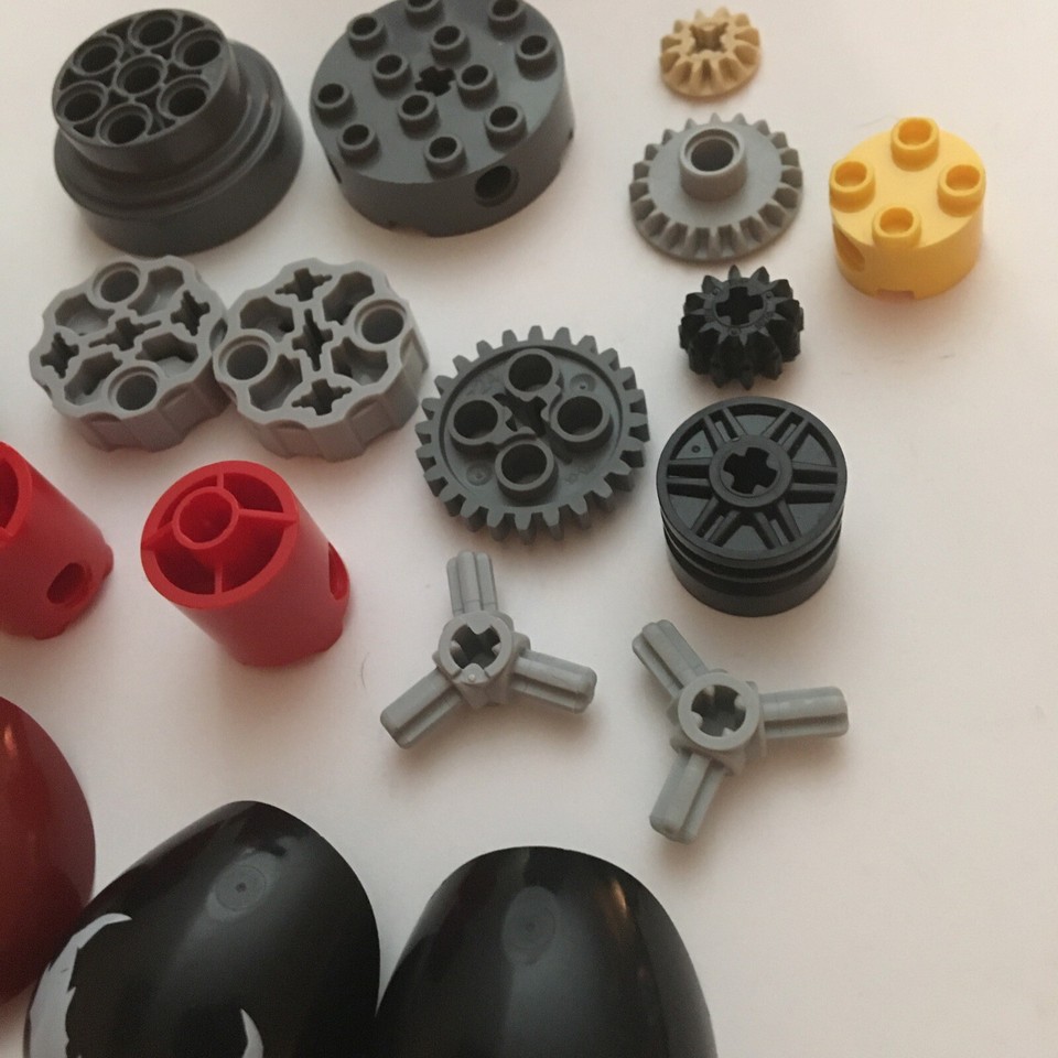 LEGO LOT 18 PCS TECHNIC ROUND Parts WHEELS VARIETY BUILDING PIECES ...