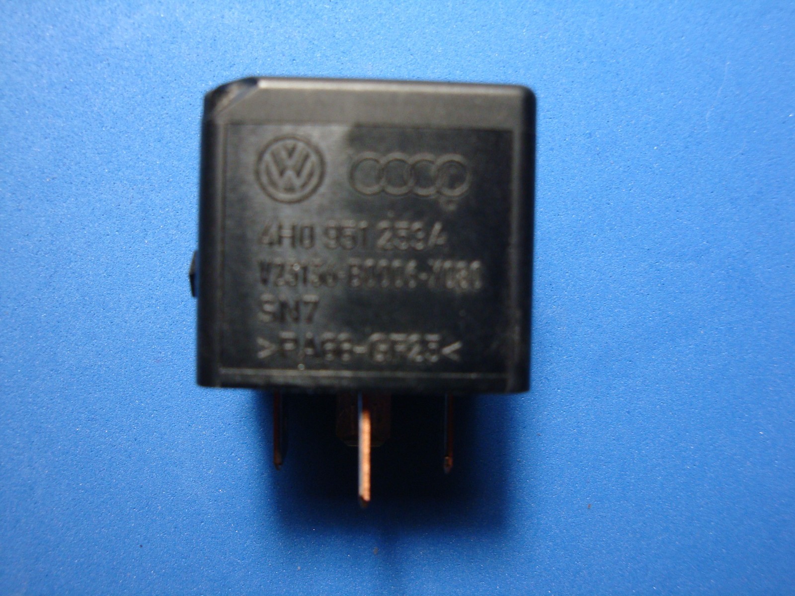 Genuine Audi Porsche Volkswagen Multi-use #645 Relay 4H0951253A OEM | eBay