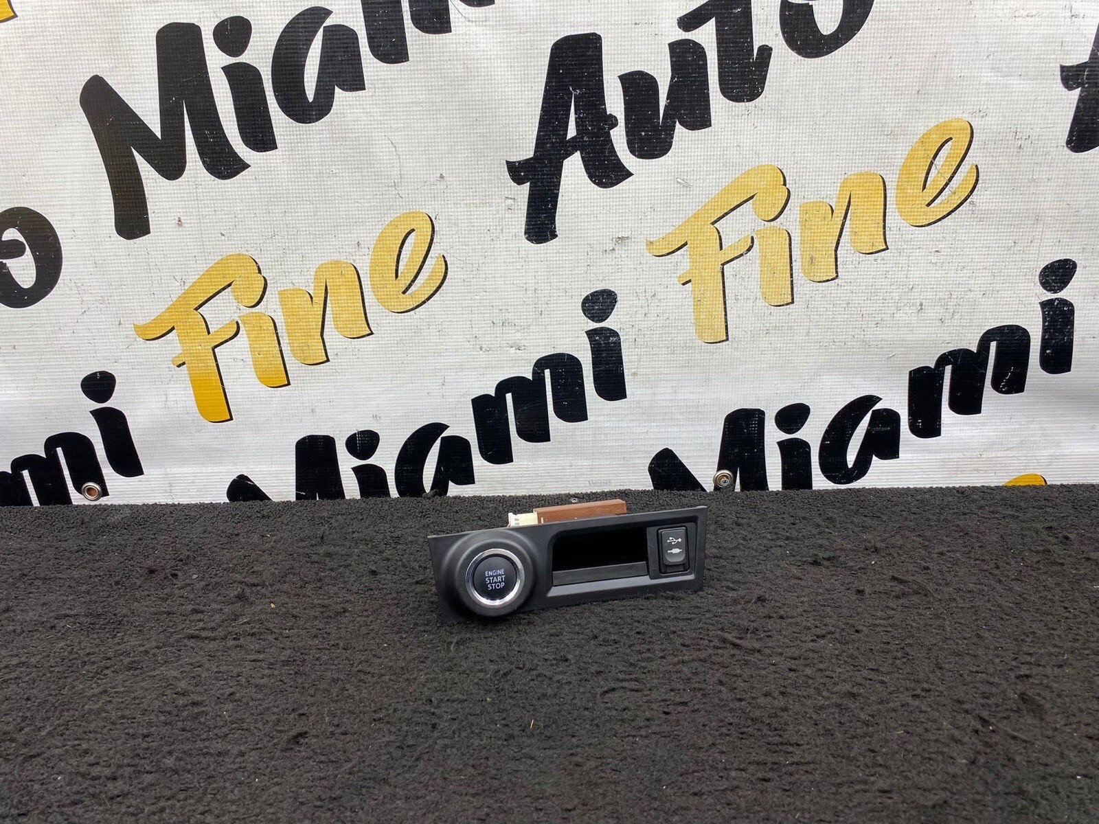 13-16 SUBARU BRZ FRS ENGINE START BUTTON WITH USB AUX PORTS OEM | eBay