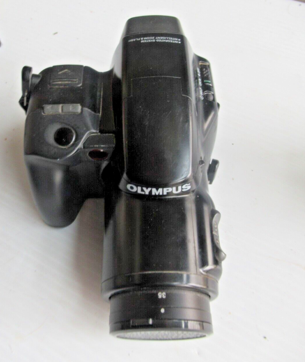 Vintage Olympus IS-1 35mm Film Camera High Res Zoom Lens 35-135mm w ...