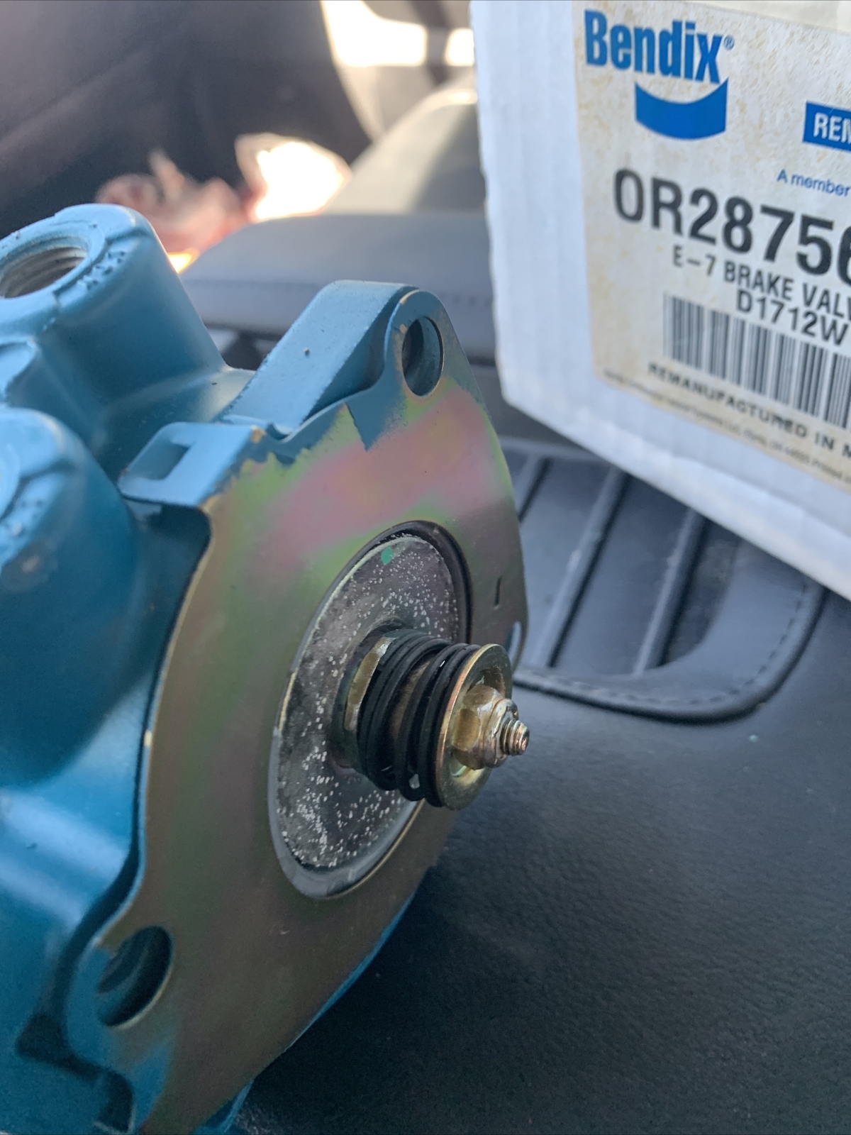 BENDIX-WESTINGHOUSE E-7 BRAKE VALVE (DUAL) BW-OR287564 | eBay