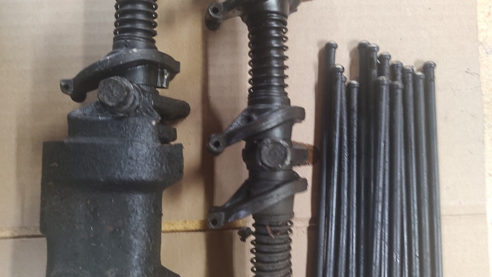 Buick Nailhead Rocker Arm Assemblies Push Rods Valve Covers 401 | eBay