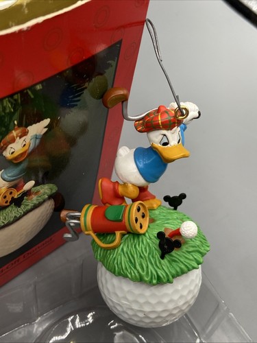 Enesco Treasury Disney Mickey & Co Teed-Off Donald Duck Christmas Tree ...