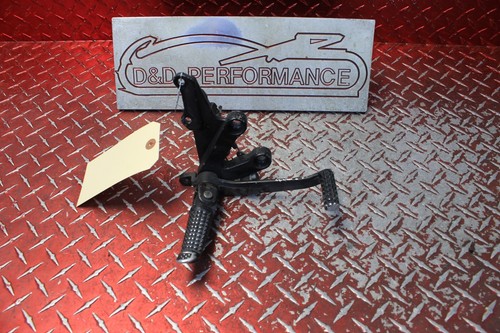 2001 - 2003 GSXR 600 750 2001 - 2002 1000 OEM RIGHT REAR SET SEE DES KP ...