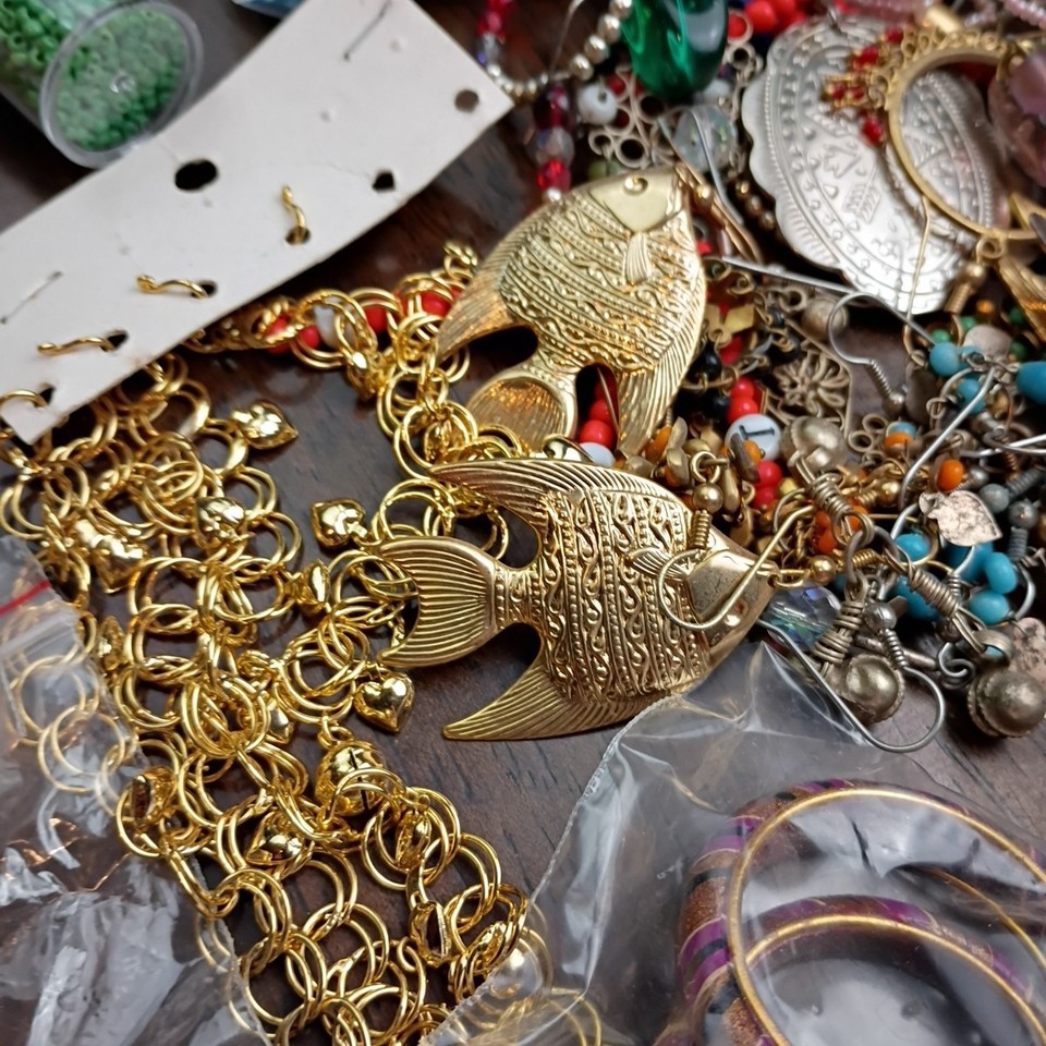 Massive Vintage Huge Bead And Random Jewelry Making Supplies Soup ...