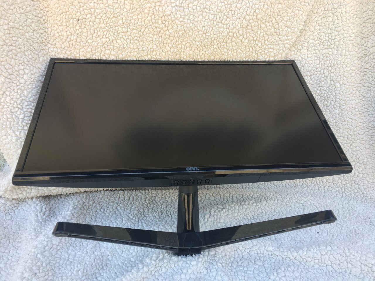 ONN 22" Widescreen Full HD LED Monitor - Black (100002480) 681131284141 ...