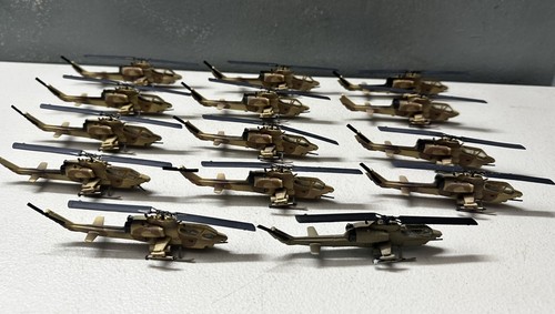 Takara 1/144 Bell AH-1W Super Cobra Desert Scheme Limited Daisenryaku ...