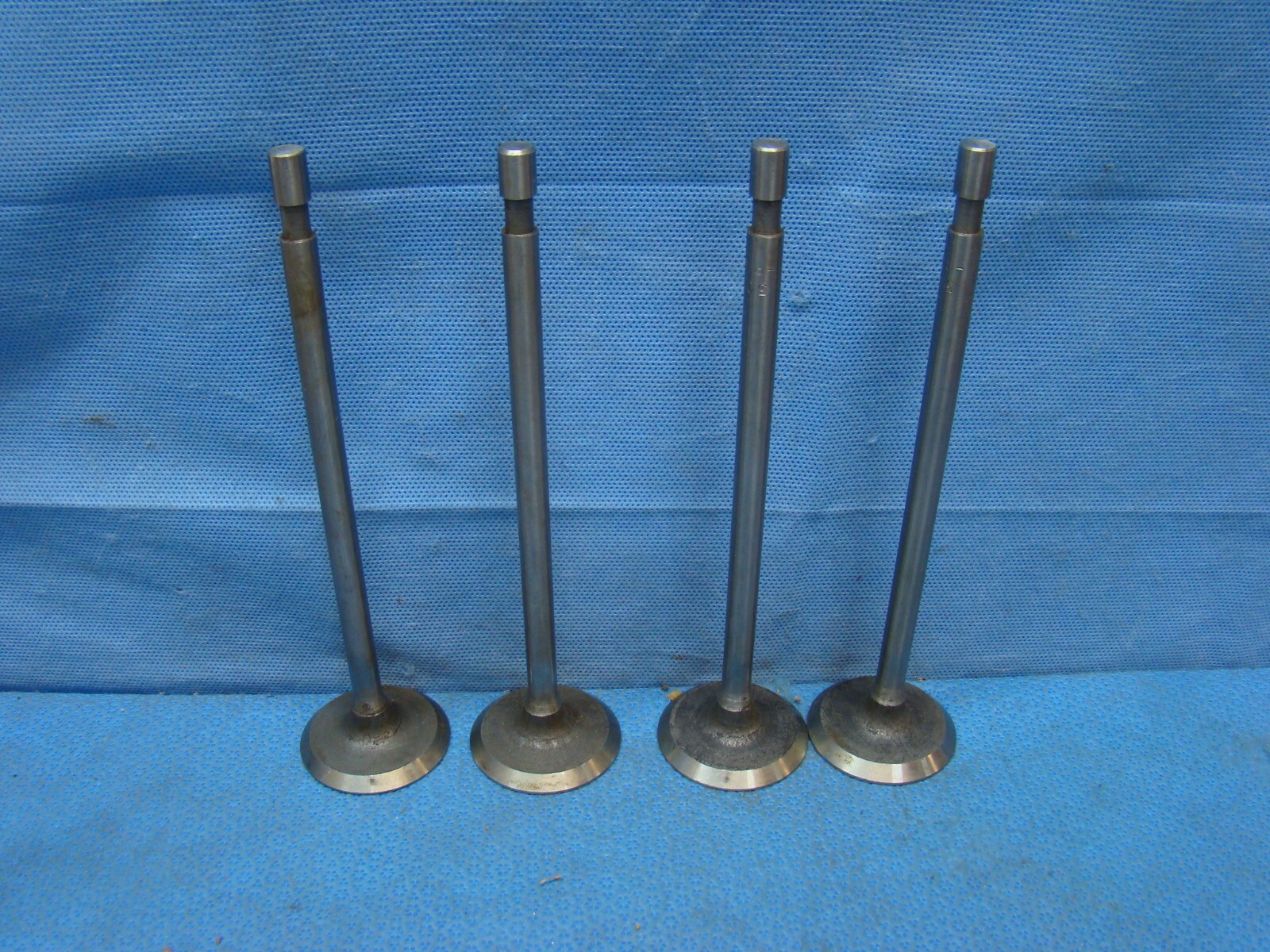 1916-1929 Fordson Tractor Valves 4 Each NORS USA OEM 1/16 OS head 1/64 ...