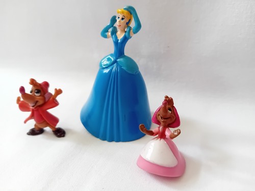 Vintage DISNEY Cinderella 2 Mice Mouse Perla & Gus Minature Figures ...