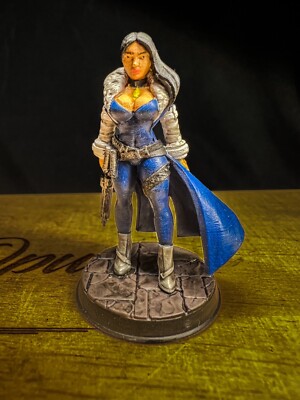Hand Painted Female Shooter SFW Pinup 32mm Miniature/ DnD/ Pathfinder ...