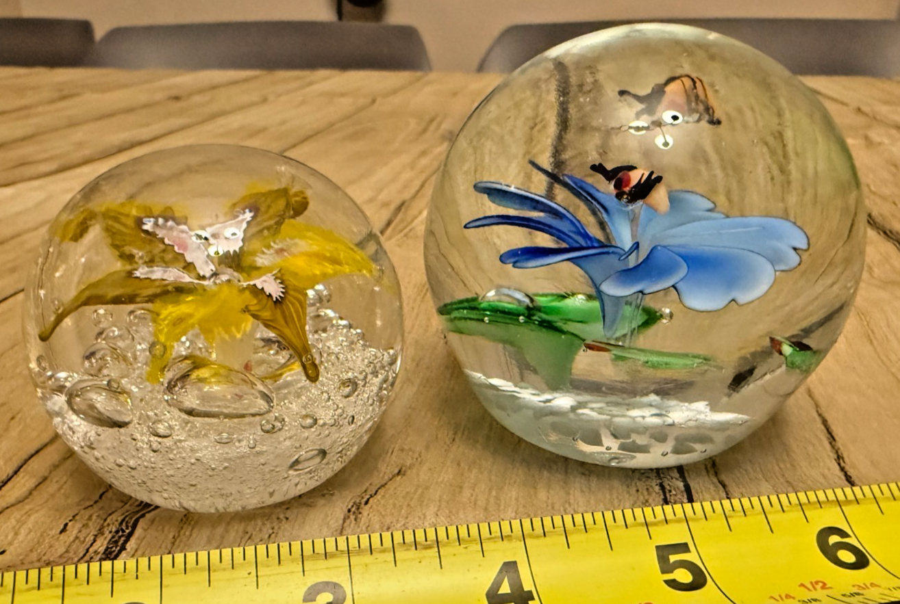 Lot of 2 Vintage Art Glass Flower Paperweights Blue Floral & Yellow ...