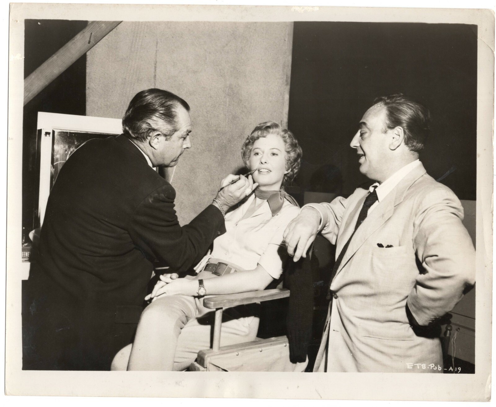 BARBARA STANWYCK MAKEUP LAYNE BRITTON BURMA FILM 1955 PORTRAIT ORIG ...