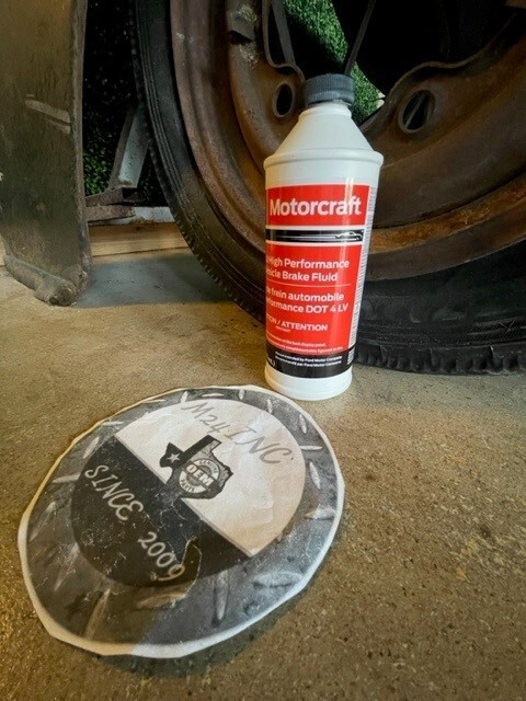 (1) Motorcraft DOT 4LV High Performance Motor Vehicle Brake Fluid (16 ...