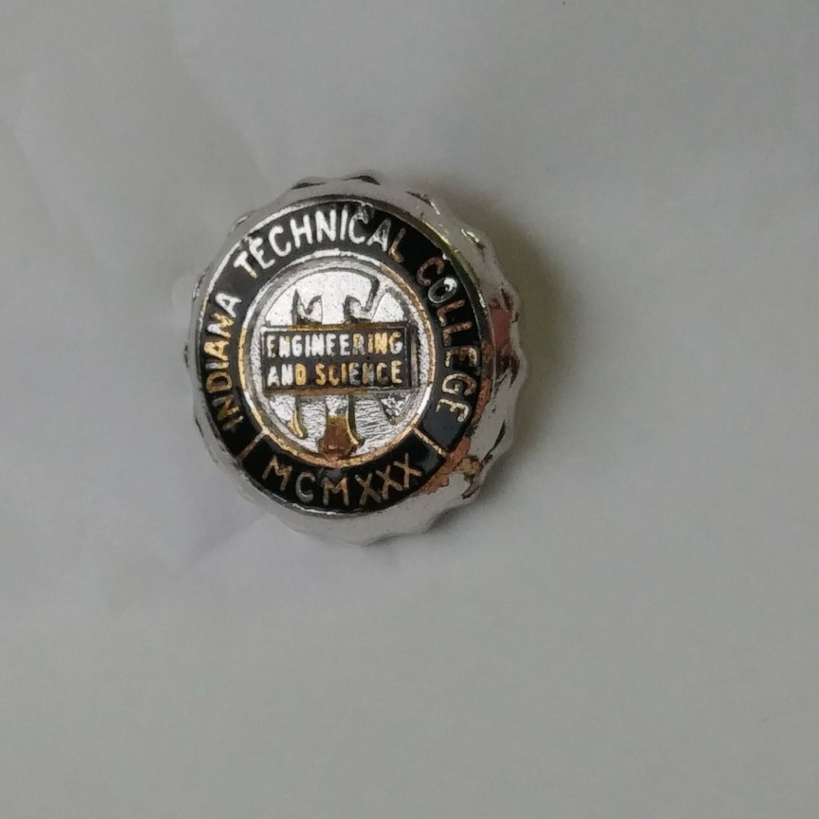 Indiana Technical College Lapel Pin MCMXXX Engineering & Science Rare ...