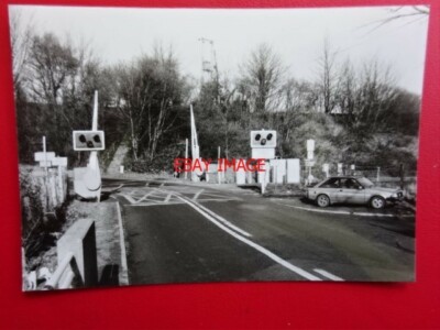 PHOTO GROVE FERRY LEVEL CROSSING 1987 | eBay