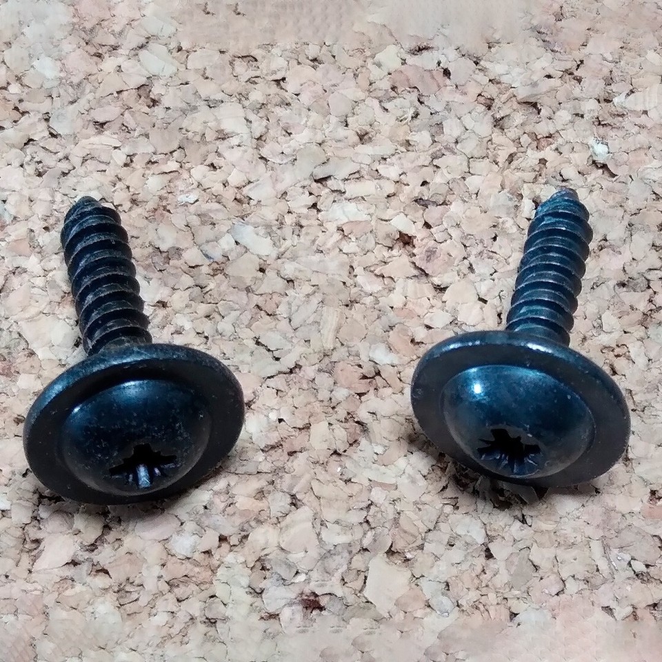GENUINE LAND ROVER BODY MOULDING SCREW SET RANGE ROVER SPORT DISCOVERY ...