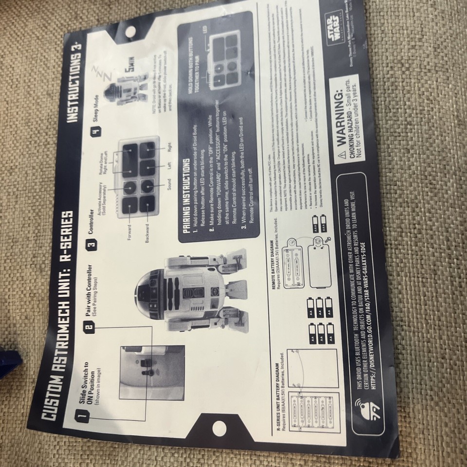 Star Wars Galaxys Edge Droid Depot R2 Unit w/ Remote, And Accessories ...