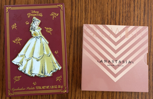 Disney Princess BELLE - 12 Eyeshadow Palette - Anastasia Beverly Hills ...