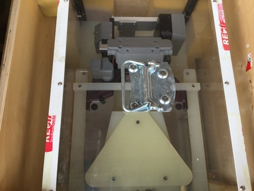 RECIF TECHNOLOGIES ROBOT ARM LIFTER W/ PROTECTIVE WOODEN BOX ...