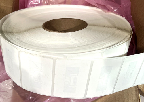 Avery Dennison RFID Inlay Labels 2.5" x 1.75" Core Dia. 3" AD-325m730 ...