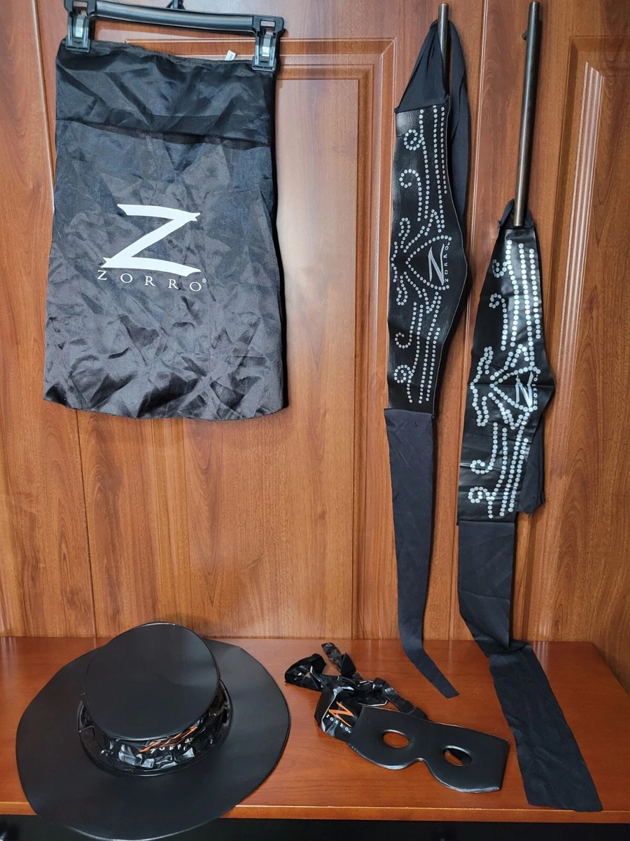 Zorro Cape Replica Hollywood Movie Costumes and Props: Signature Doctor ...