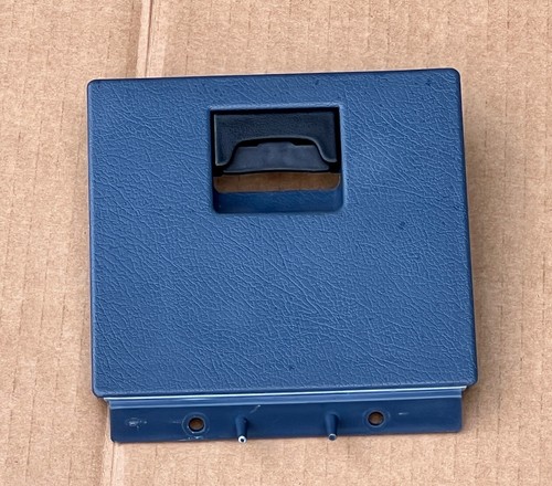 86.5 - 92 NISSAN HARDBODY D21 PATHFINDER 87-91 Blue Interior Fuse Box ...