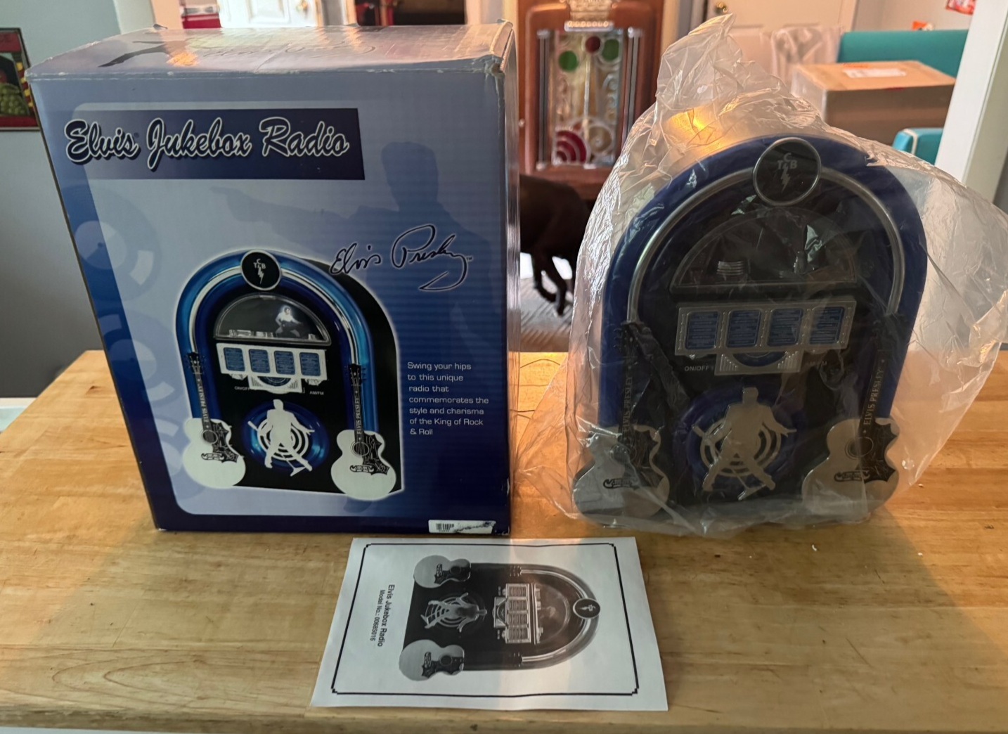 Elvis Presley memorabilia Jukebox Radio TCB | eBay
