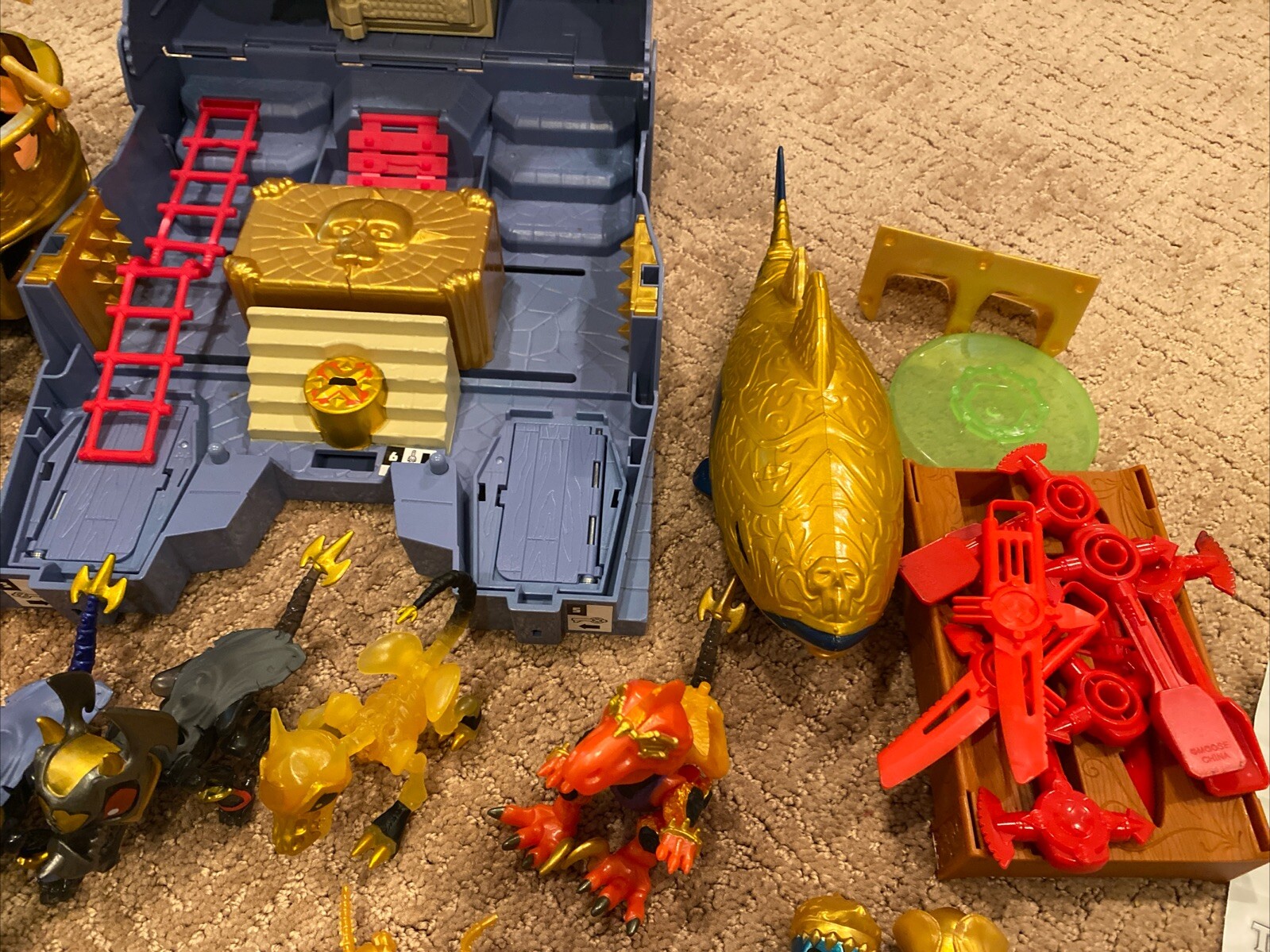 HUGE Lot Treasure X Original Sunken Gold Fire Ice Dragons Kings Gold ...