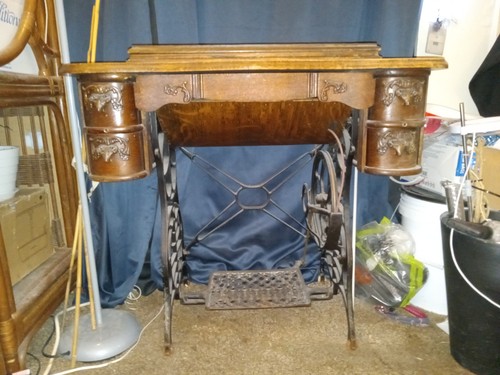 Minnesota Model A, Treadle Sewing Machine in Cabinet, 1906, Working ...