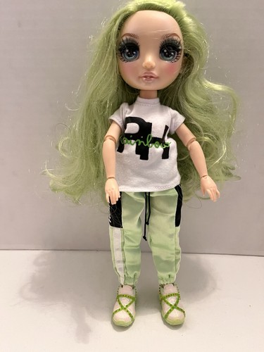Rainbow High Series 1 Jade Hunter Green Hair Articulated Minus Jacket ...